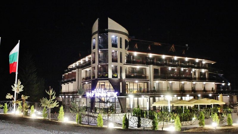 СПА ХОТЕЛ ИНФИНИТИ ВЕЛИНГРАД- цени 2026, оферти, пакети, процедури ...